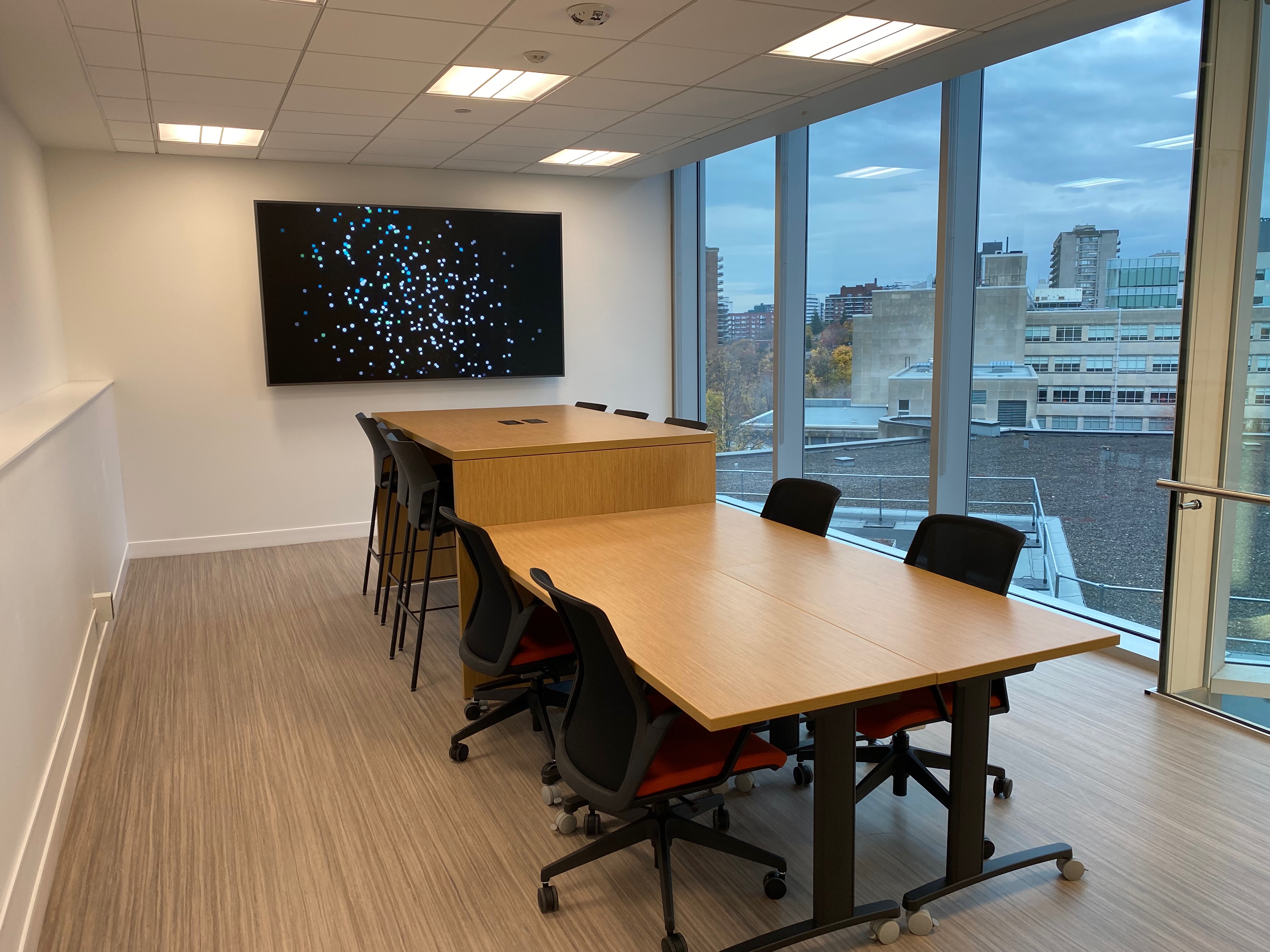 Room booking at INNOVA | About us